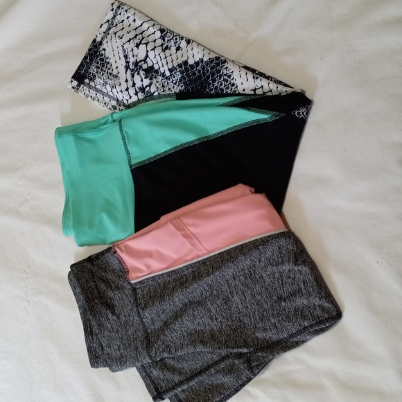 Xersion | Pants & Jumpsuits | Xersion Capri Exercisejoggers | Poshmark